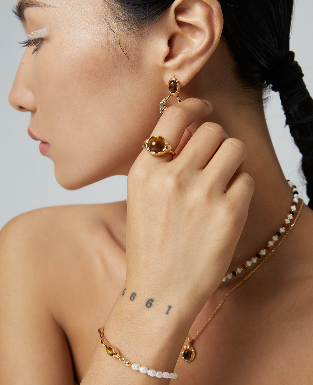 Reflection of one delicacy: Jewellery that makes a statement! – LIZIL
